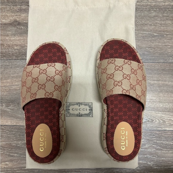 Gucci | Shoes | Gucci Womens Angelina Gg Supreme Platform Slide Sandals Never Worn | Poshmark